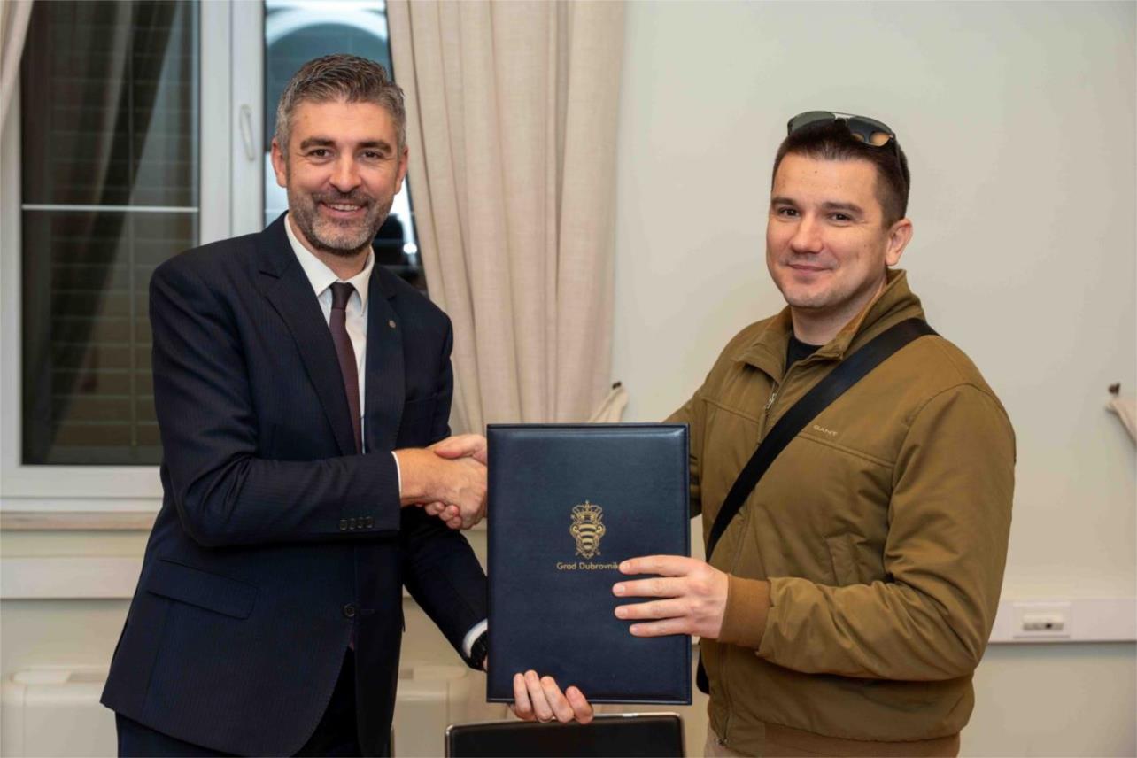 Grad Dubrovnik nastavlja s potporama za mlade obitelji